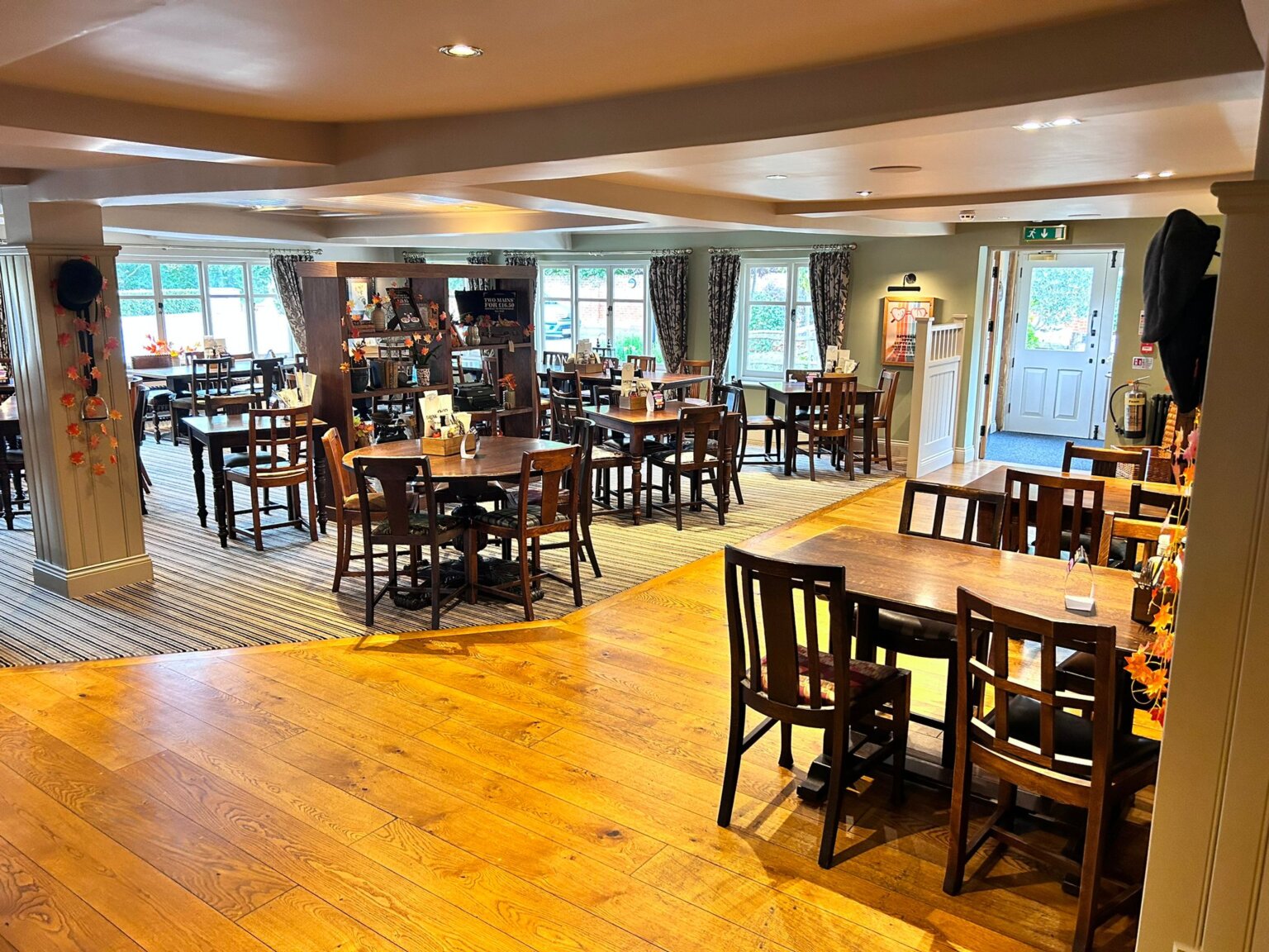 Food & Drink at The Cherry Tree | RedCat Pub Company pub, Rochford
